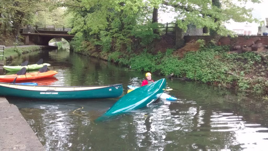 How to rescue and right an upturned canoe. - Swansea Canal Society
